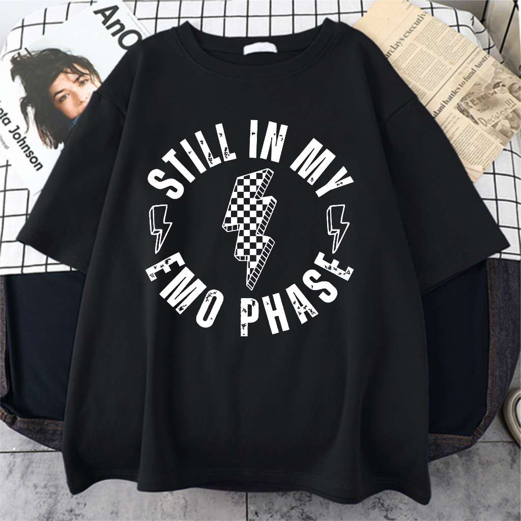 Camiseta Still In My Emo Phase Unissex | Shopee Brasil