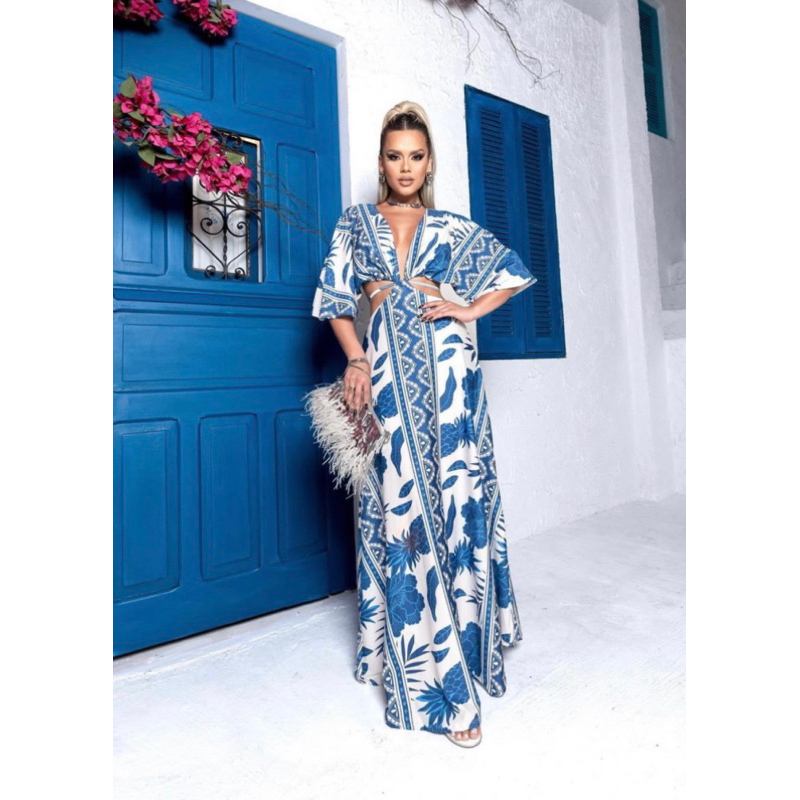 Vestido longo vazado cintura moda 2025, réveillon, farm, floral moda ...
