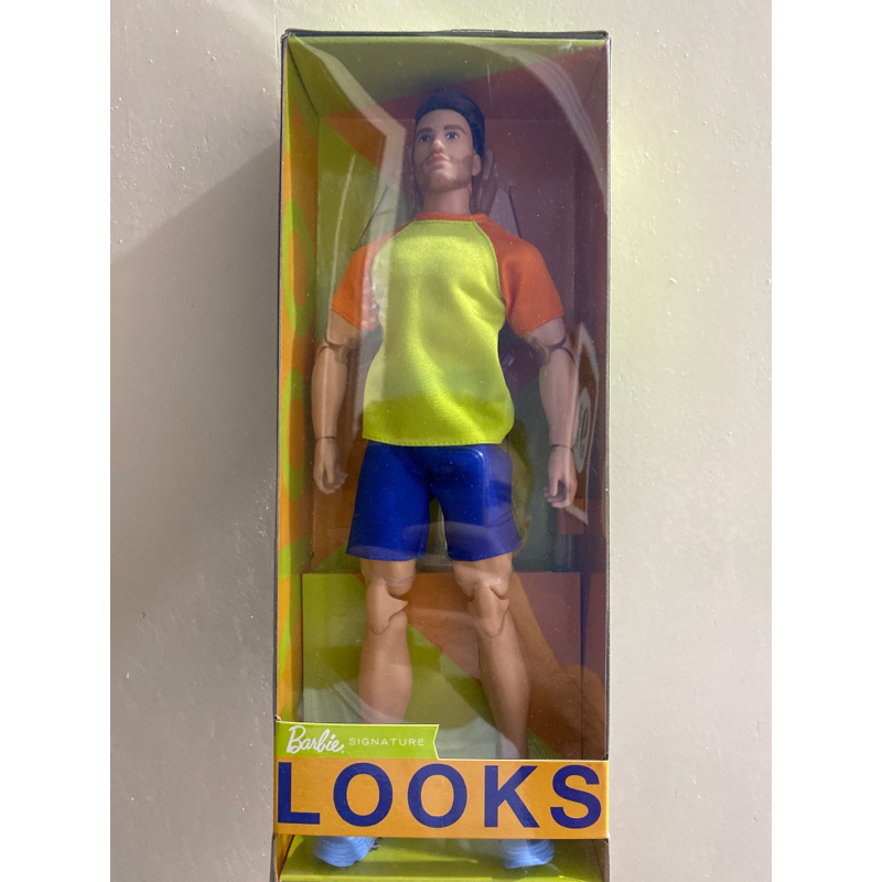 Ken looks Barbie Signature Collector | Shopee Brasil