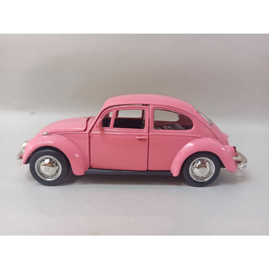 Miniatura Fusca Escala 1:32 Metal Die Cast Rosa RMZ City | Shopee Brasil