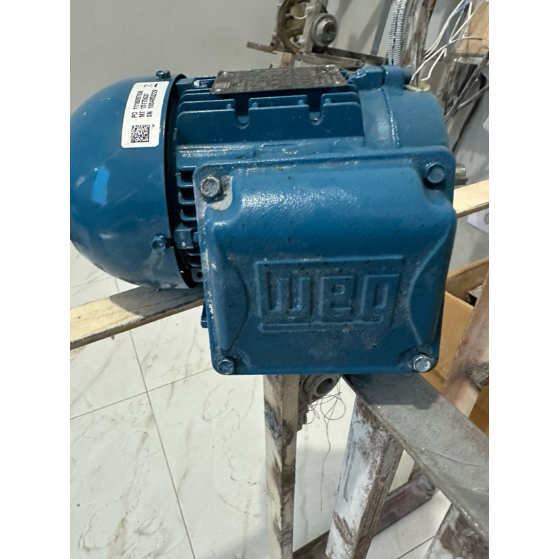 MOTOR TRIFÁSICO 0,50cv 4 PÓLOS 220/380V 60HZ IP56 IEC71 | Shopee Brasil