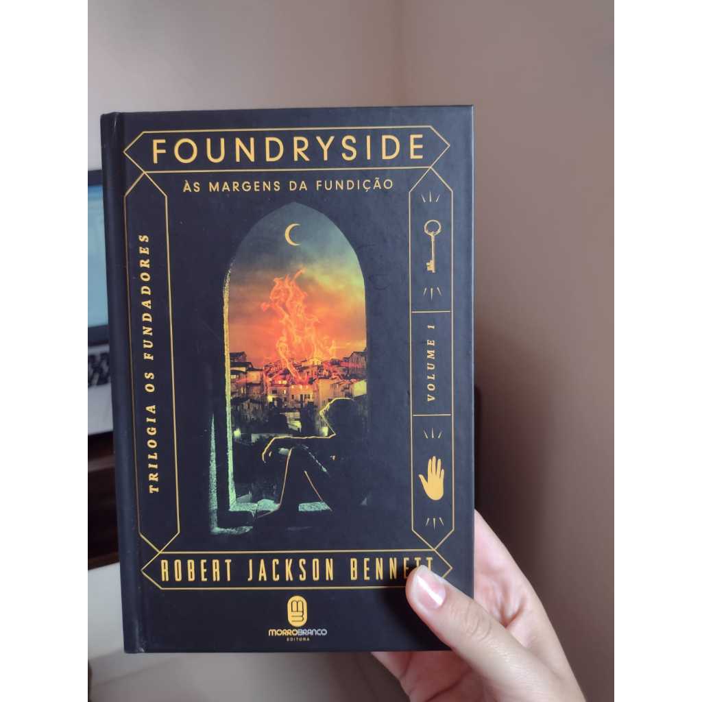 Livro Foundryside (Robert Jackson Bennett) | Shopee Brasil