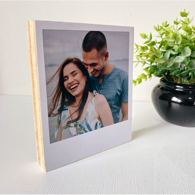 Quadro de Mesa em Madeira Personalizado com Foto e Frase Polaroid de ...