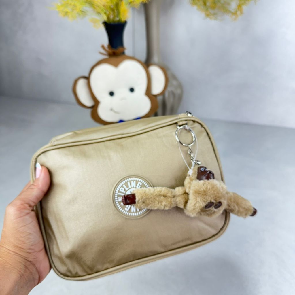 Estojo Escolar Metalizado Kipling Box 100 Pens com Chaveiro Macaco ...