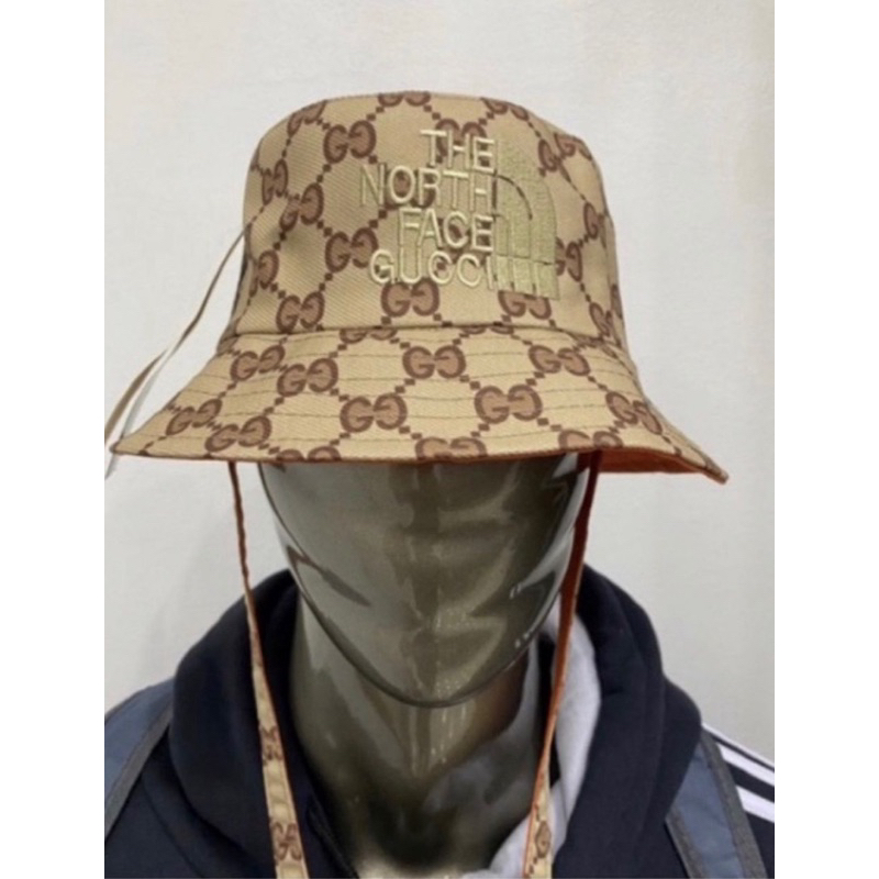 Chapéu Bucket Gucci x The North Face - Escorrega o Preço