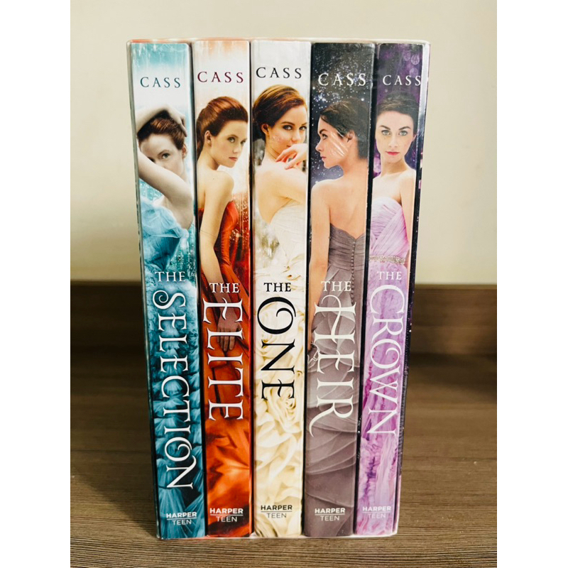 The Selection 5 Book Box Set - Kiera Cass (LACRADO) | Shopee Brasil