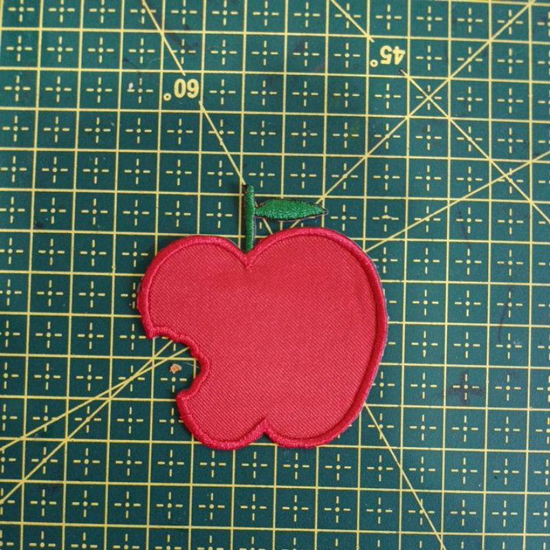 Patch bordado termocolante maçã mordida grande | Shopee Brasil