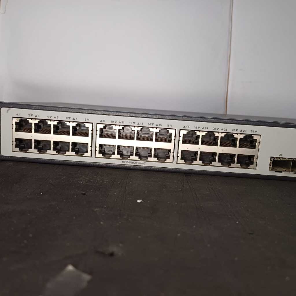 Switch Hp Gigabit V1910-24g Je006a 24 Portas Giga + 4p | Shopee Brasil