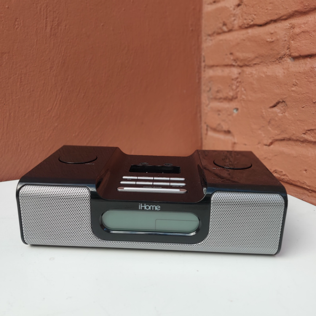 Sistema de alto-falante despertador iHome iH9 com dock para iPod ...