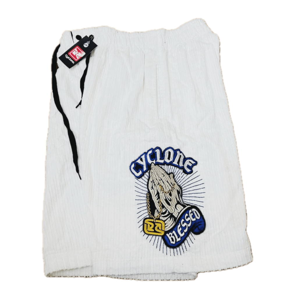 Bermuda de Veludo Cyclone Branca Blessed | Shopee Brasil
