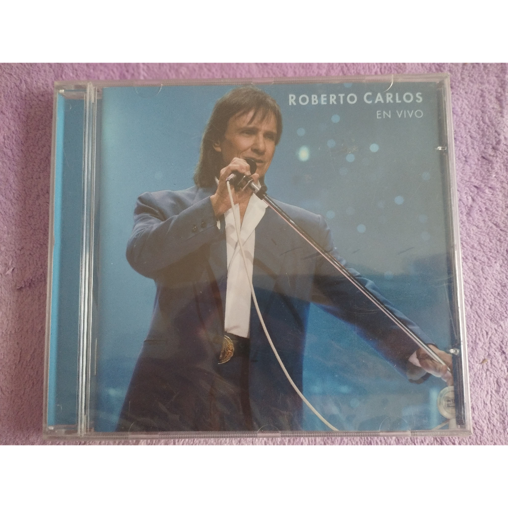 Cd - Roberto Carlos - En Vivo (Lacrado) | Shopee Brasil