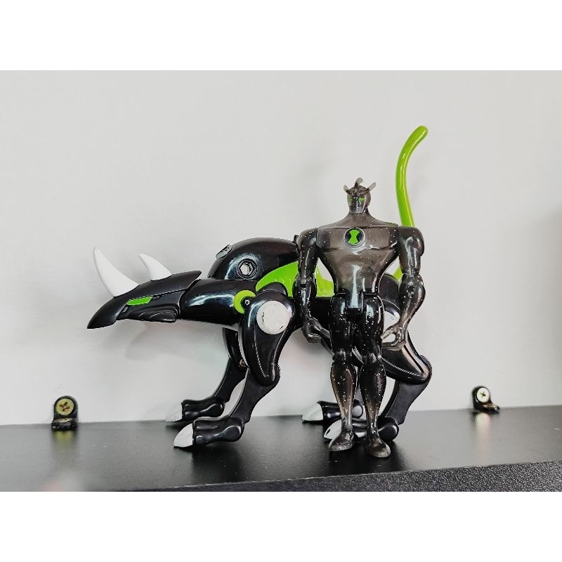 Raro Set de Bonecos Ben 10 Alien Force Alien X + Montaria Original ...