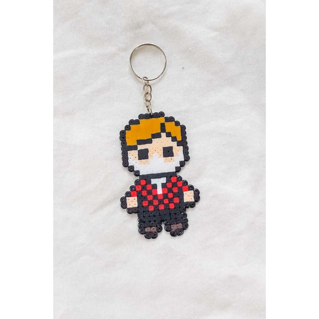 chaveiro hannibal lecter pixel art hama beads | Shopee Brasil