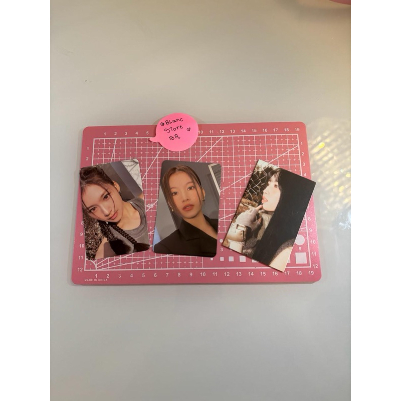 PHOTOCARDS SANA E MOMO TWICE OFICIAIS | Shopee Brasil