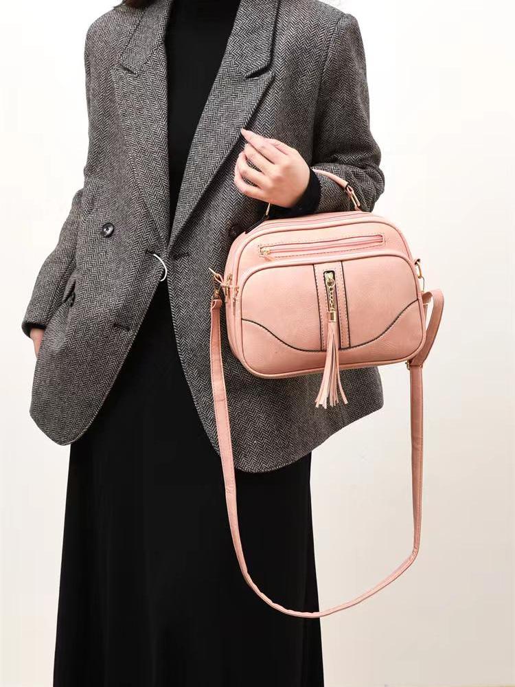 Bolsa Feminina Com Alça Lateral Transversal Faixa de Mão De Couro V2336 ...