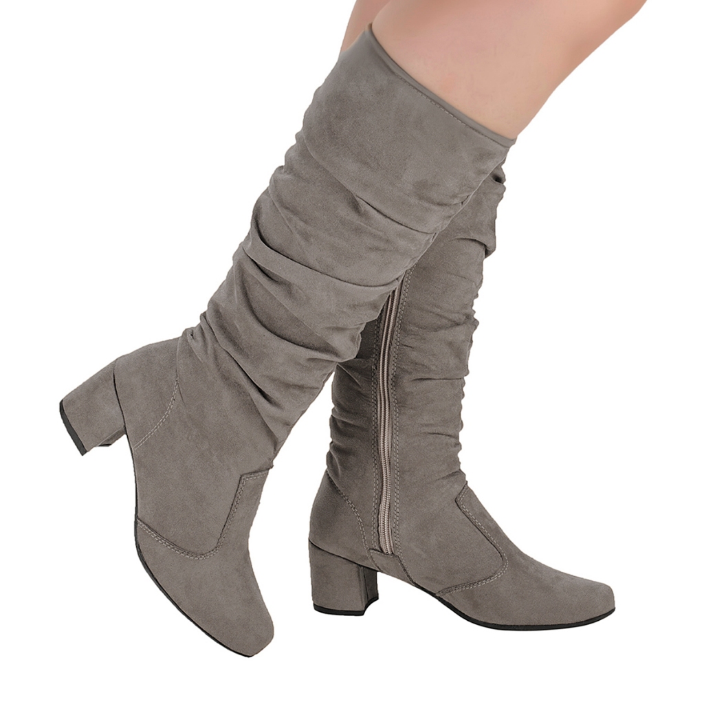 Bota Over Feminina Cano Alto Enrrugado Com Ziper Lateral Bico Quadrado ...