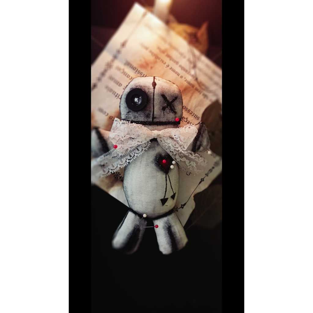 Boneco Vudu Artesanal - Voodoo De Coleção Terror | Shopee Brasil