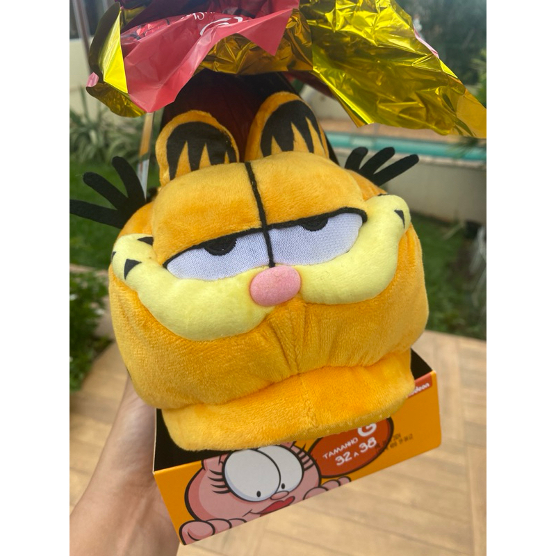 Pantufa de pelúcia e ovo de páscoa 160g Garfield Cacau Show gato ...