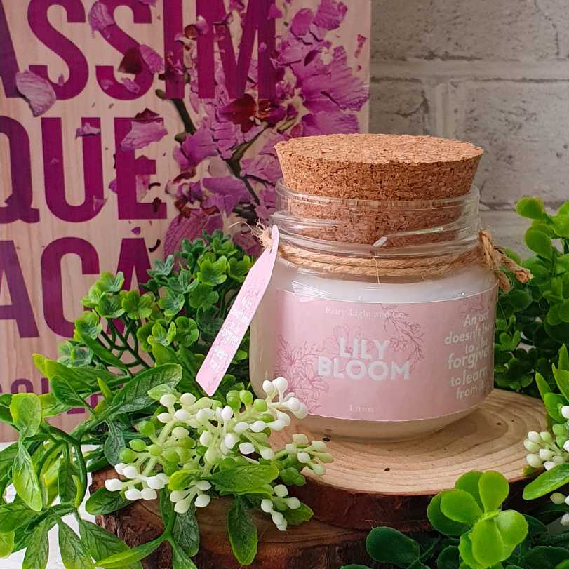 Vela Literária Aromática Lily Bloom - É Assim Que Acaba | Shopee Brasil