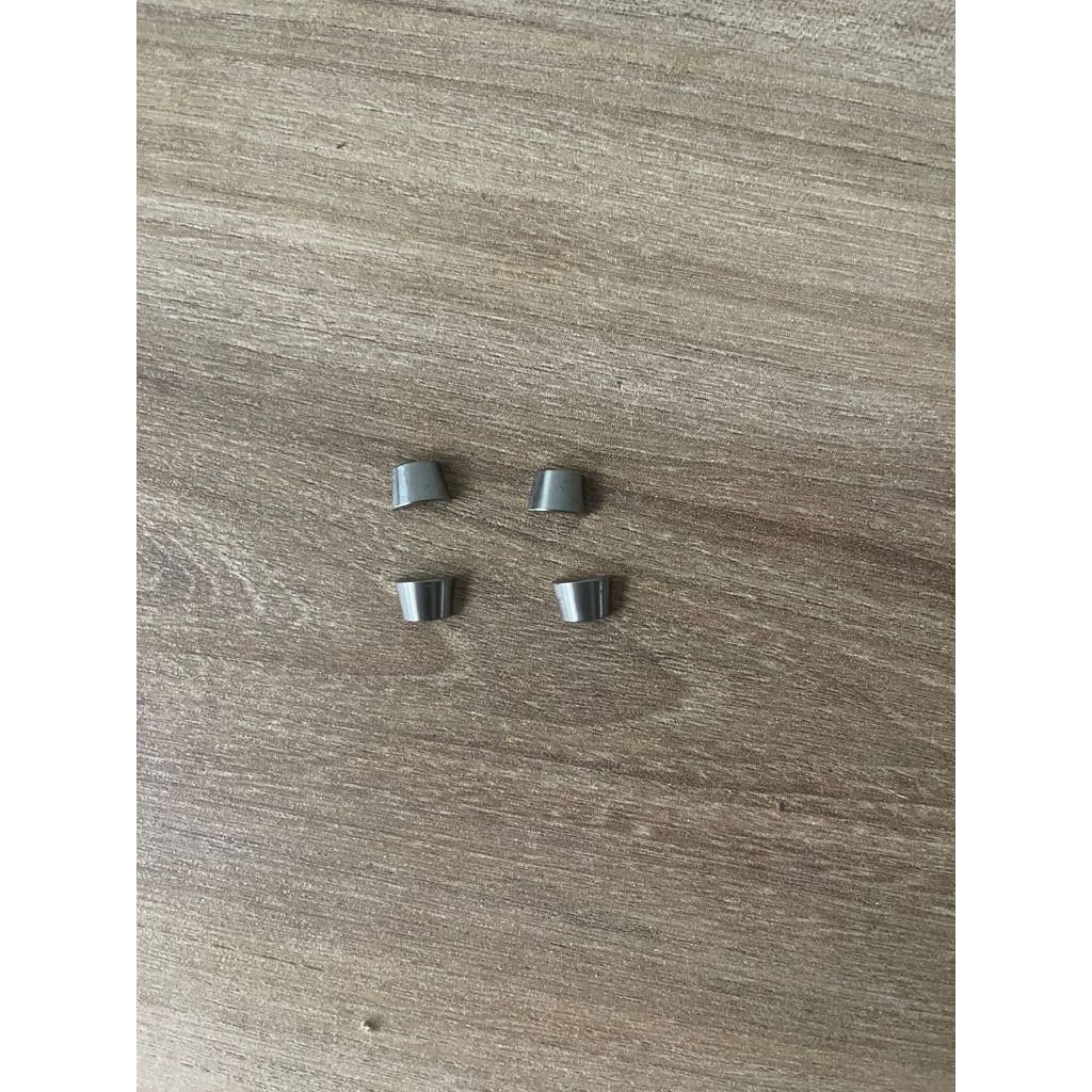 Chaveta válvula Titan 125 95 a 99 xlr cg 125 trava | Shopee Brasil