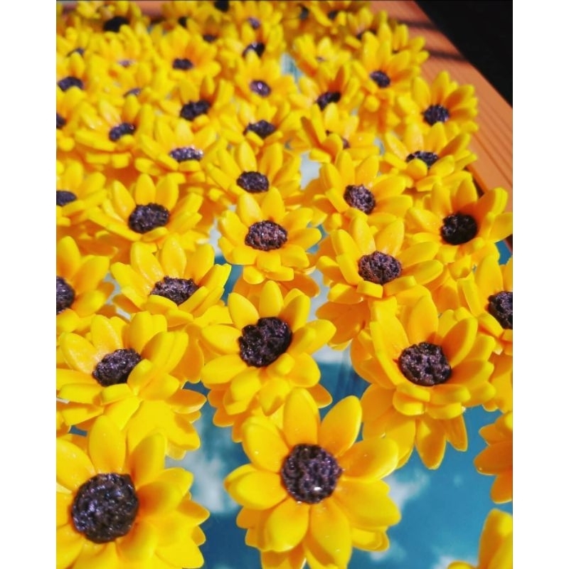 20 mini apliques de girassol para lembrancinhas | Shopee Brasil