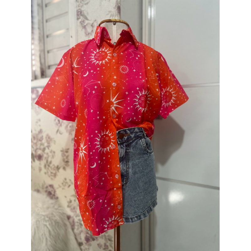 Camisaria camisa botão sol, lua, estrelas e o universo unissex | Shopee Brasil