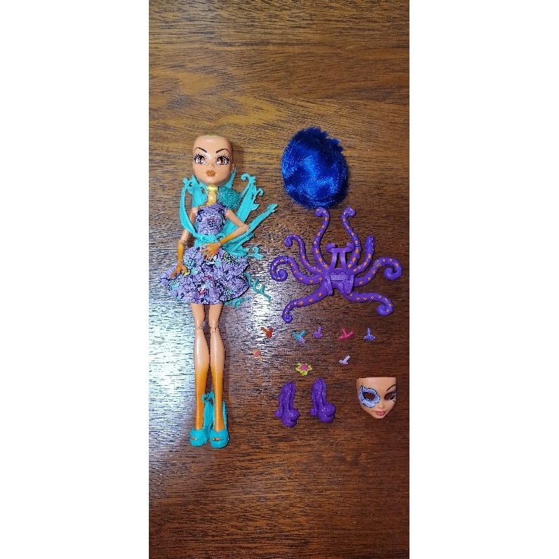 Monster High Shockingly Shy Scared Silly Mattel | Shopee Brasil