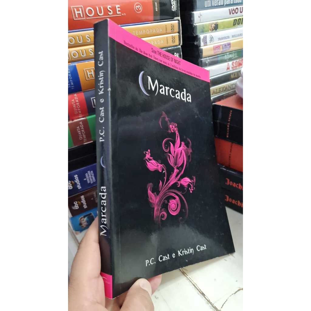 livro Marcada - Série House of Night 1 - P.C. Cast ; Kristin Cast ...