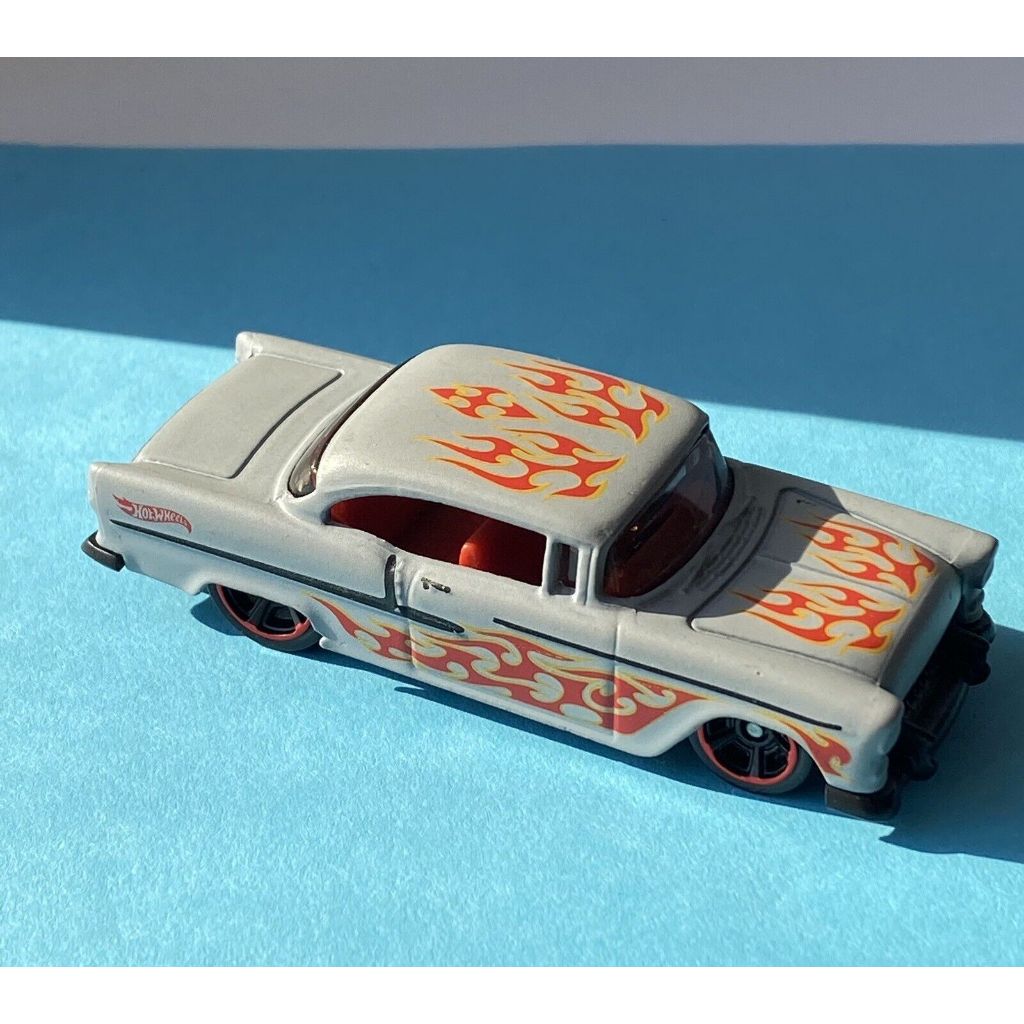 hot wheels 55 Chevy Flames 2006 novo original loose | Shopee Brasil
