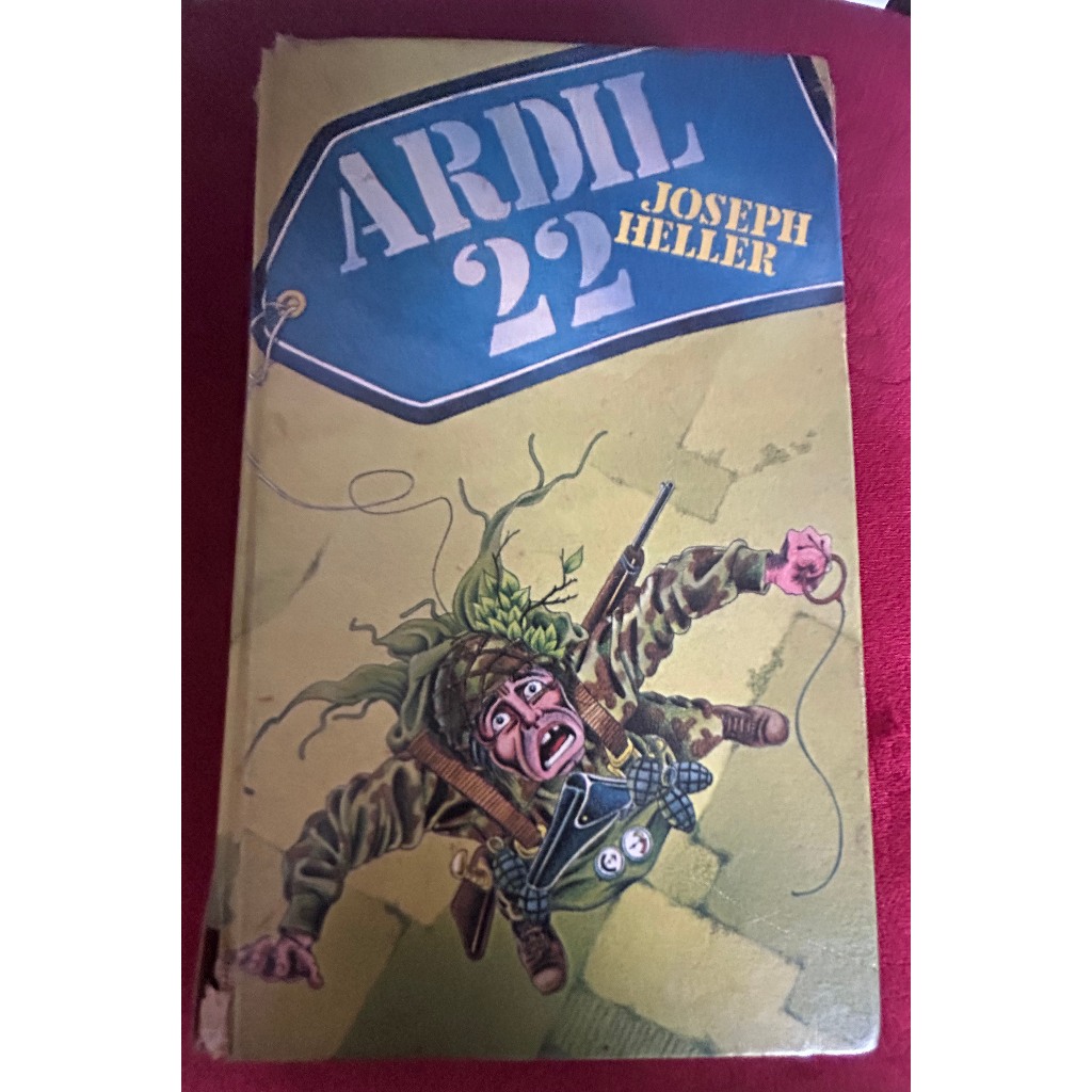ARDIL 22 - livro de Joseph Heller | Shopee Brasil