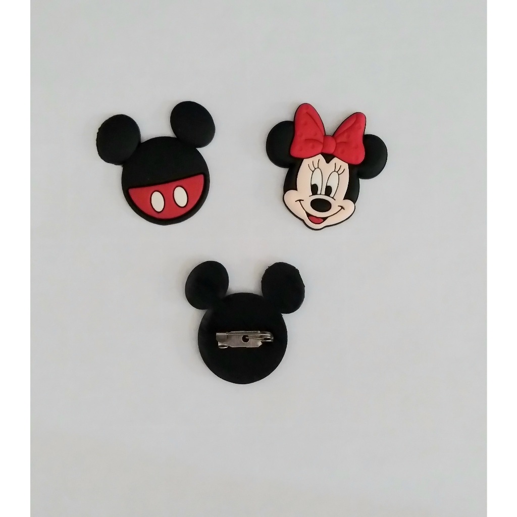 Kit 2 Broche Boton Minnie Mickey emborrachado | Shopee Brasil