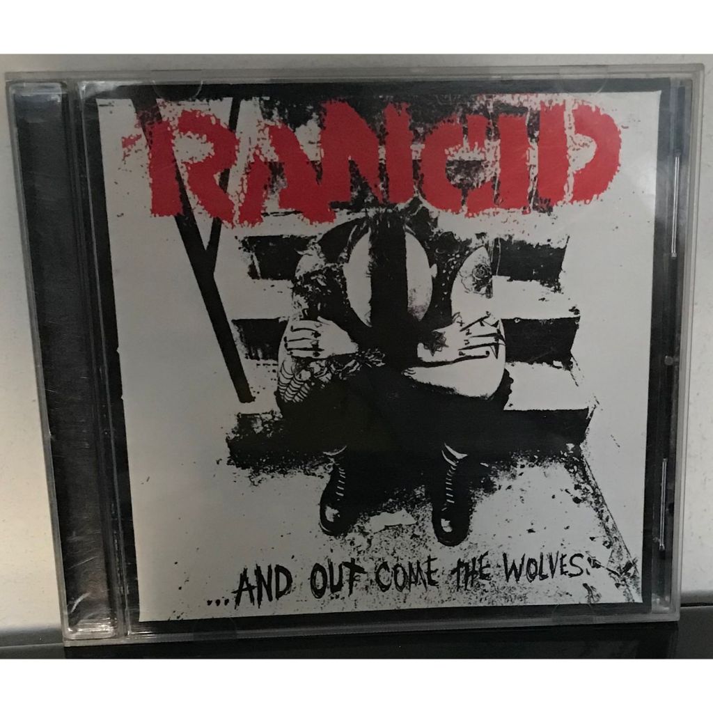 CD rancid ...and out come the wolves 853 | Shopee Brasil