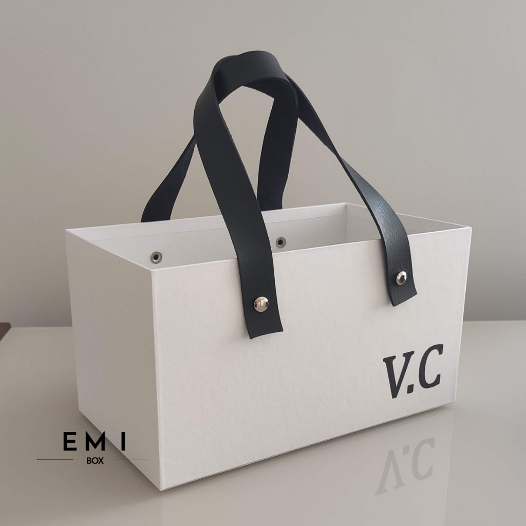 Cesta para Flores ou Presentes Personalizado com Letras Iniciais ou ...
