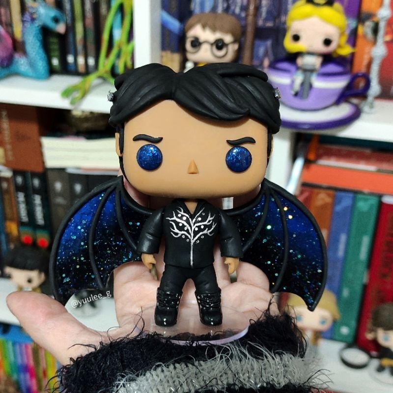 FunkoPobre Rhysand | ACOTAR | Funko Pop | Biscuit | Corte de Espinhos e ...