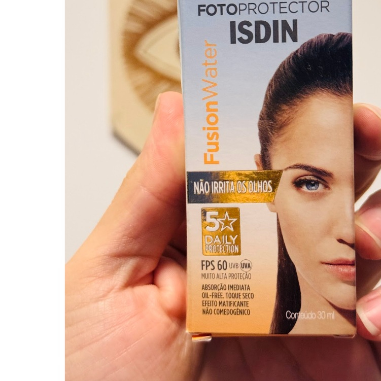 ISDIN - Protetor solar Fusion Water FPS 60 - 30ml | Shopee Brasil