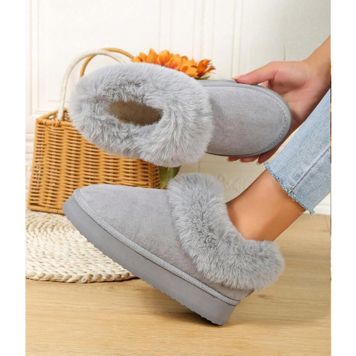 Pantufa feminina adulto fechada com pelinhos 34 ao 39 | Shopee Brasil