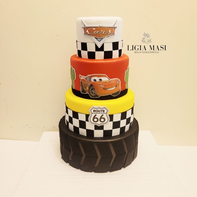 Bolo Fake Cenográfico Carros Cars Relâmpago Mcqueen | Shopee Brasil