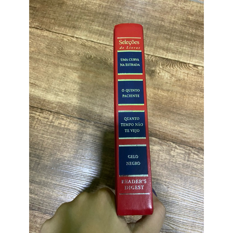 livro 4 em 1 Readers digest - Nicholas Sparks (Uma curva na estrada ...