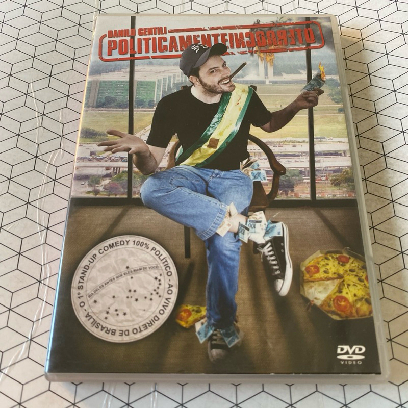 Dvd original Politicamente incorreto (Danilo Gentili) | Shopee Brasil