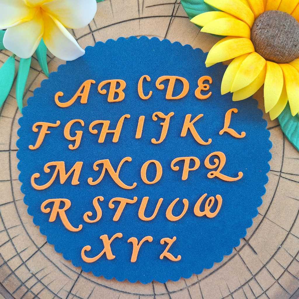 Apliques de E.V.A. Alfabeto Letras Cursivas com 1,5 cm de altura cada ...