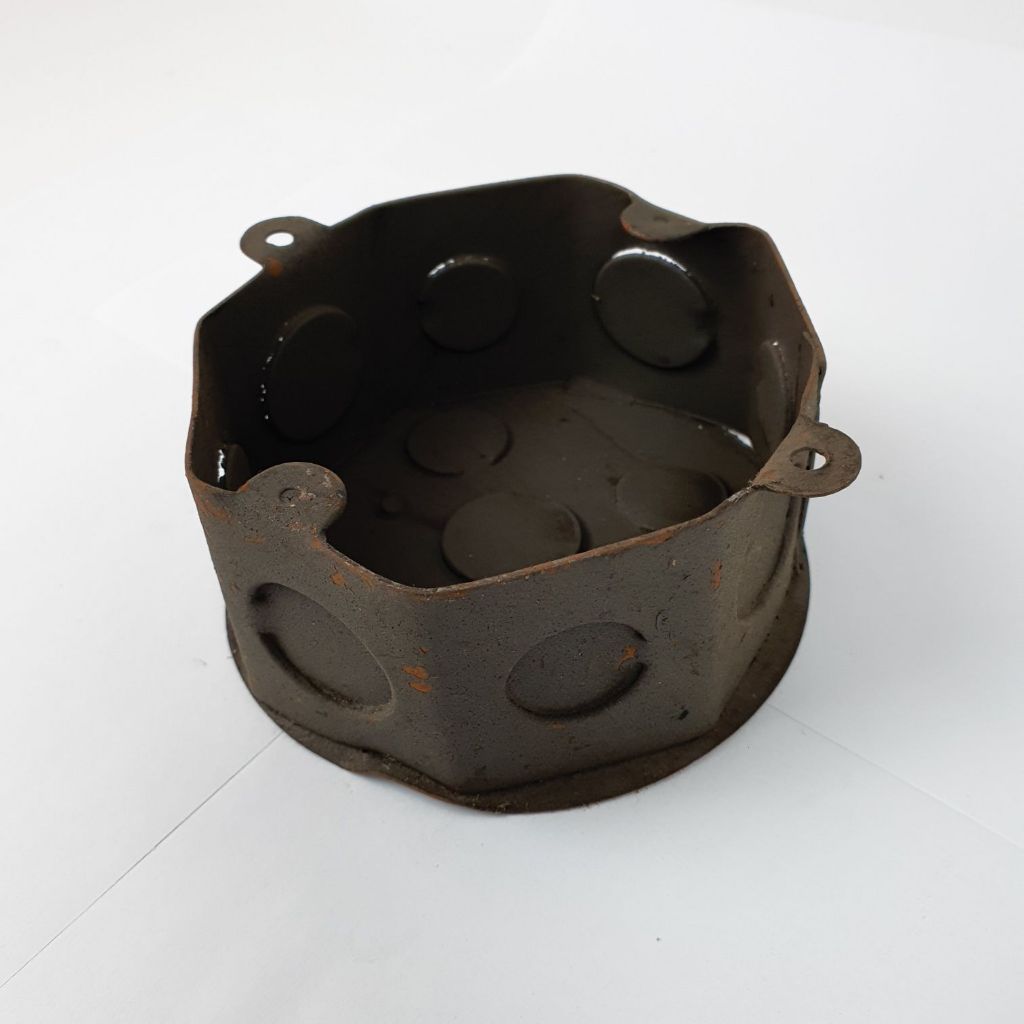 Kit 12 Caixinhas de Luz de Ferro Para Teto Laje Octogonal Embutir Saldão | Shopee Brasil