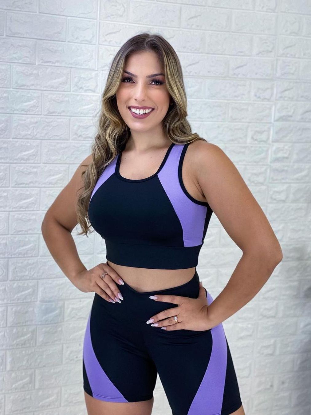 Conjunto Fitness Shorts + Top Alta compressão Roupa de Academia ...