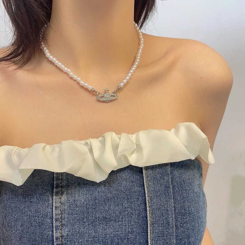 Colar Rainha Mãe Saturno Pérola Pingente Diamante Nana Anime Vivienne ...