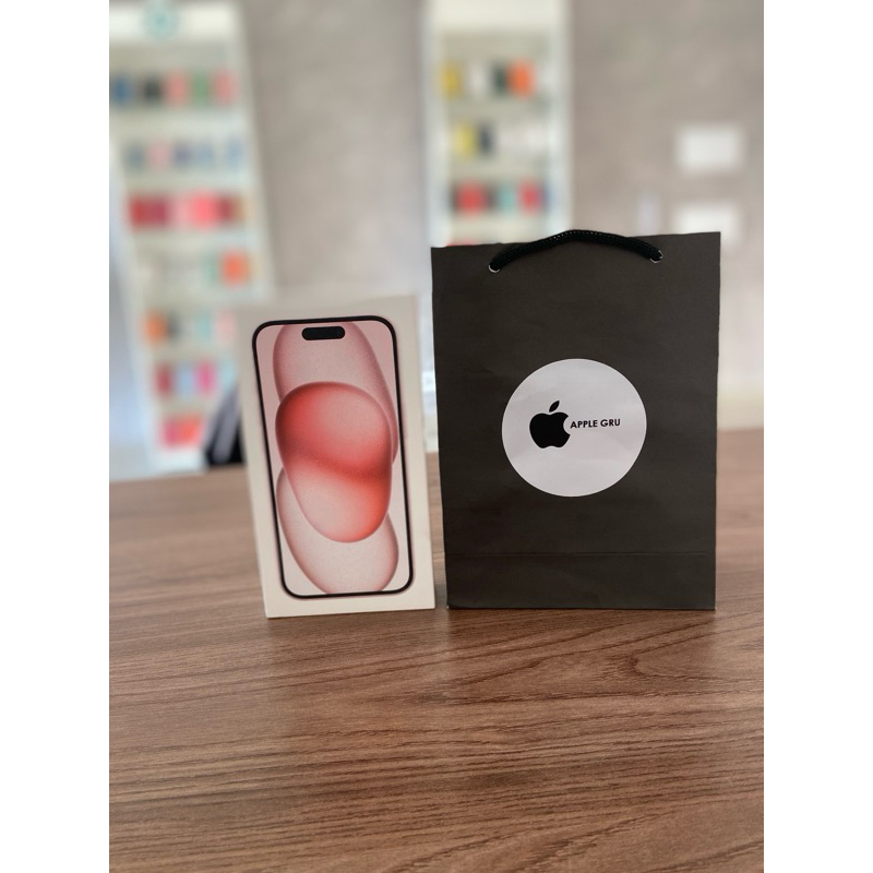 iPhone 15 128 GB ROSA com chip / lacrado 1ano de garantia apple ...