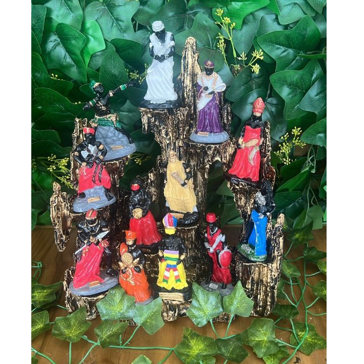 Kit Altar Congá com 12 Orixás Religião Umbanda Candomblé altar de ...