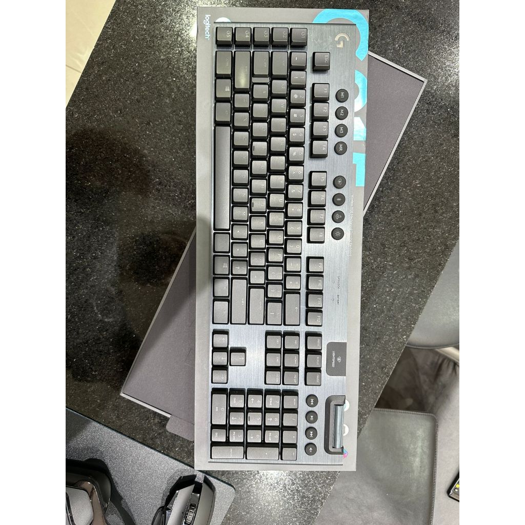Teclado Gamer Logitech Mecânico G915, RGB, Switch GL Tactile - Preto ...
