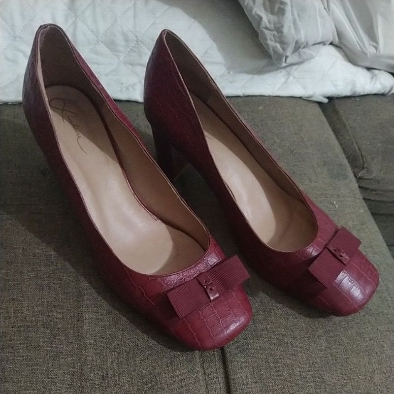 Sapatilha cor vinho feminina,marca:luchim,bico quadrado,possui lacinho ...