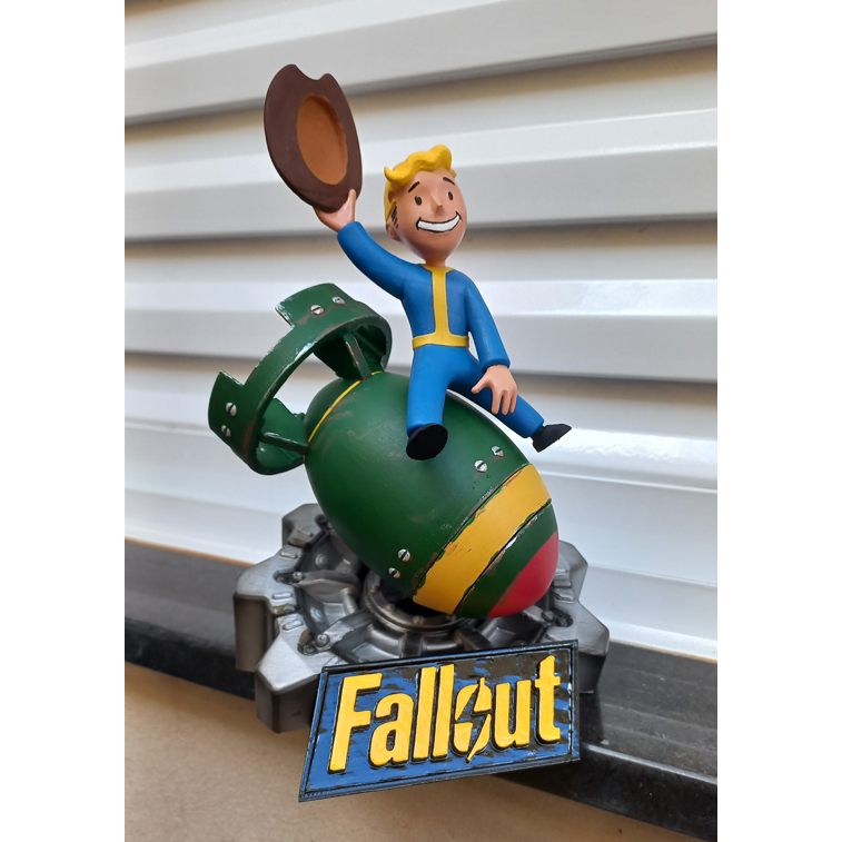 Fan Art Fallout Vault boy Riding Nuke | Shopee Brasil