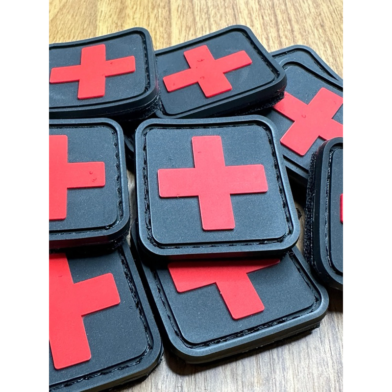 Patch Emborrachado Cruz Vermelha Socorrista APH | Shopee Brasil