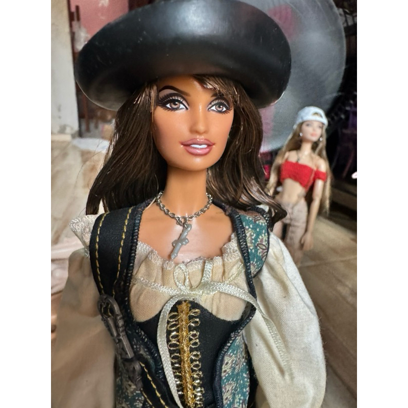 Barbie collector rara piratas do Caribe Jack sparrow jennifer Lopez ...